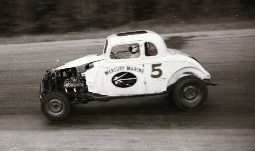 DICK MIDGLEY 1990 INDUCTEE :: Victoria Auto Racing Hall of Fame and Museum