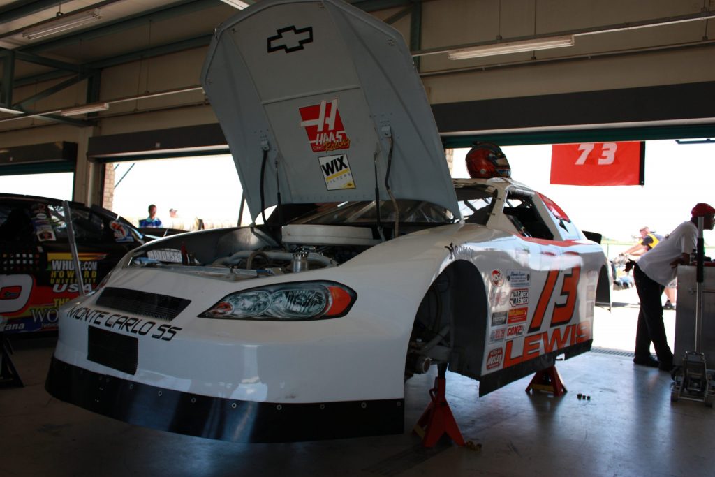 DICK MIDGLEY 1990 INDUCTEE :: Victoria Auto Racing Hall of Fame and Museum