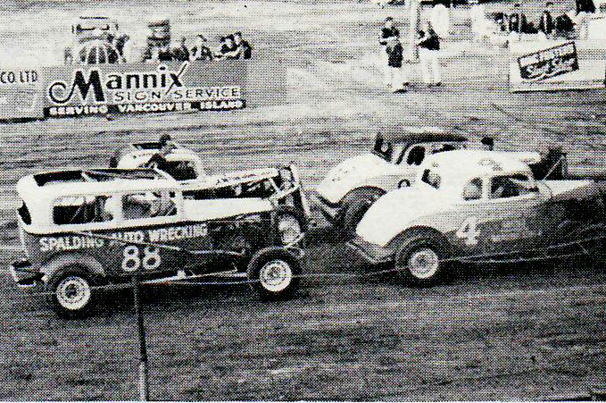 RAY POTTINGER 1998 INDUCTEE :: Victoria Auto Racing Hall of Fame and Museum